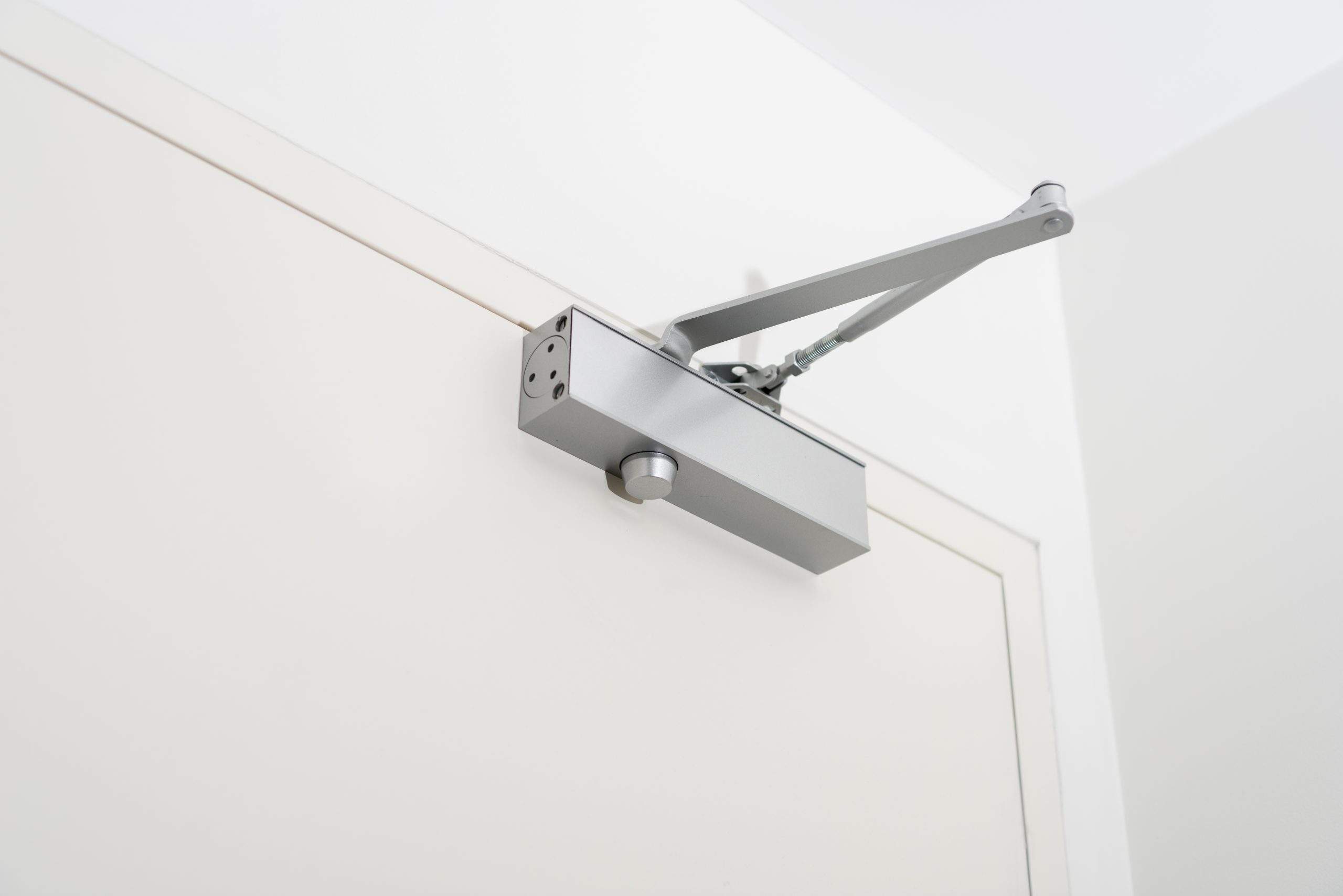 Hold-Open vs. Non-Hold-Open Door Closers: What Do Your Business Doors ...